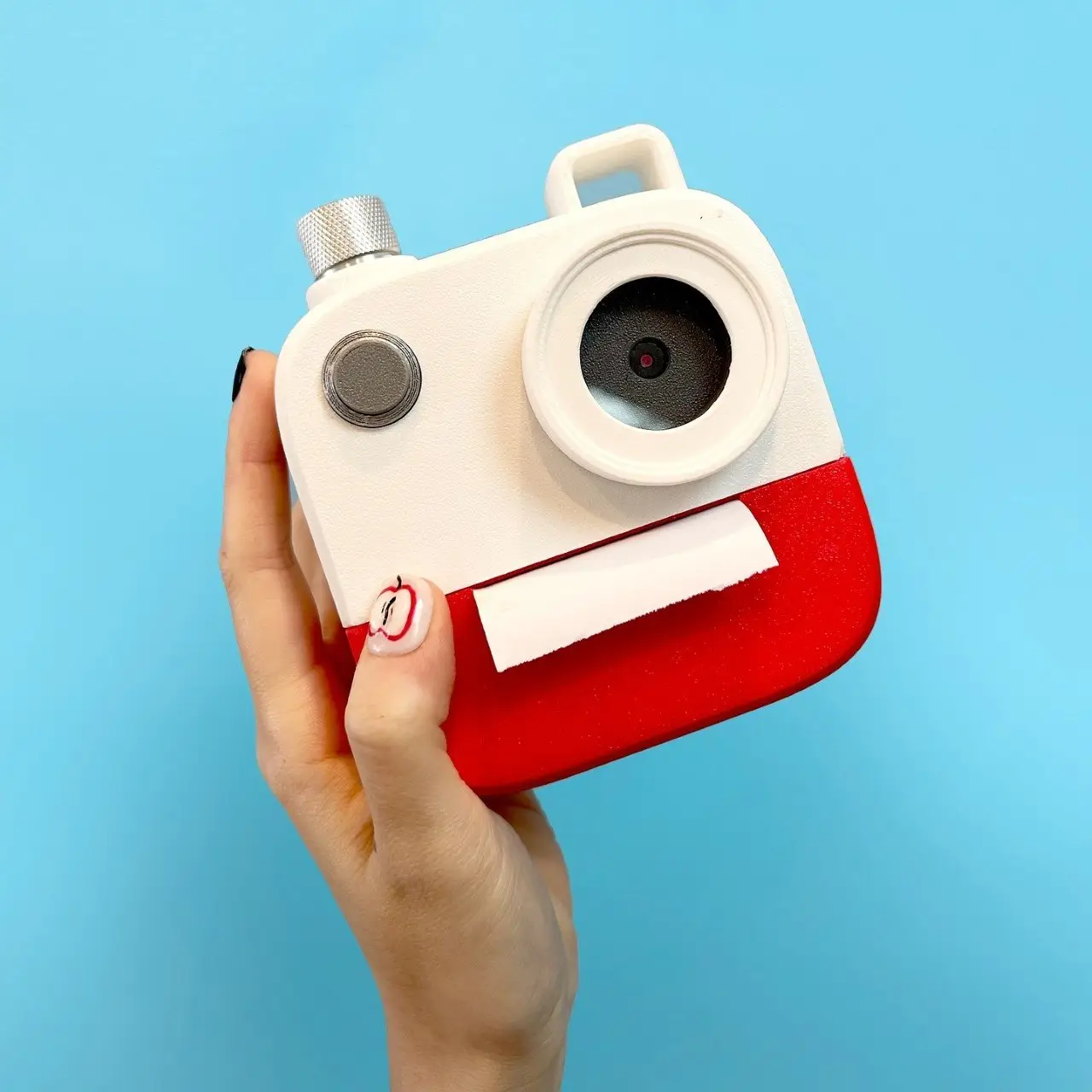 Cámara 3D Impresa Convierte Escenas Visuales en Poesía